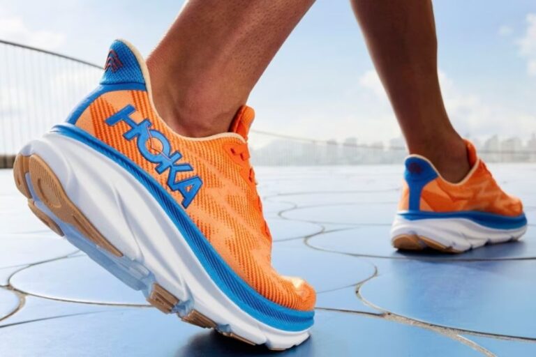 Altra ou Hoka : Que choisir comme chaussures