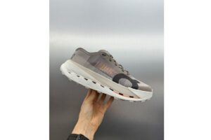Test de la Cloud Ultra Pro : la chaussure On Running qui révolutionne ...