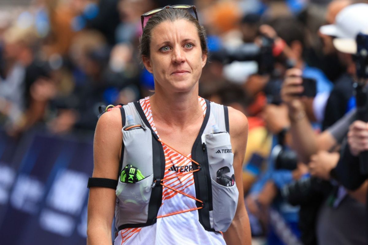 Ruth Croft remporte l'UTMB 2025 chez les femmes en 22h56