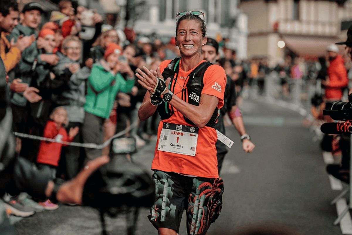Courtney Dauwalter passe de l'ultra au marathon : Débuts en 2h49 à Twin ...